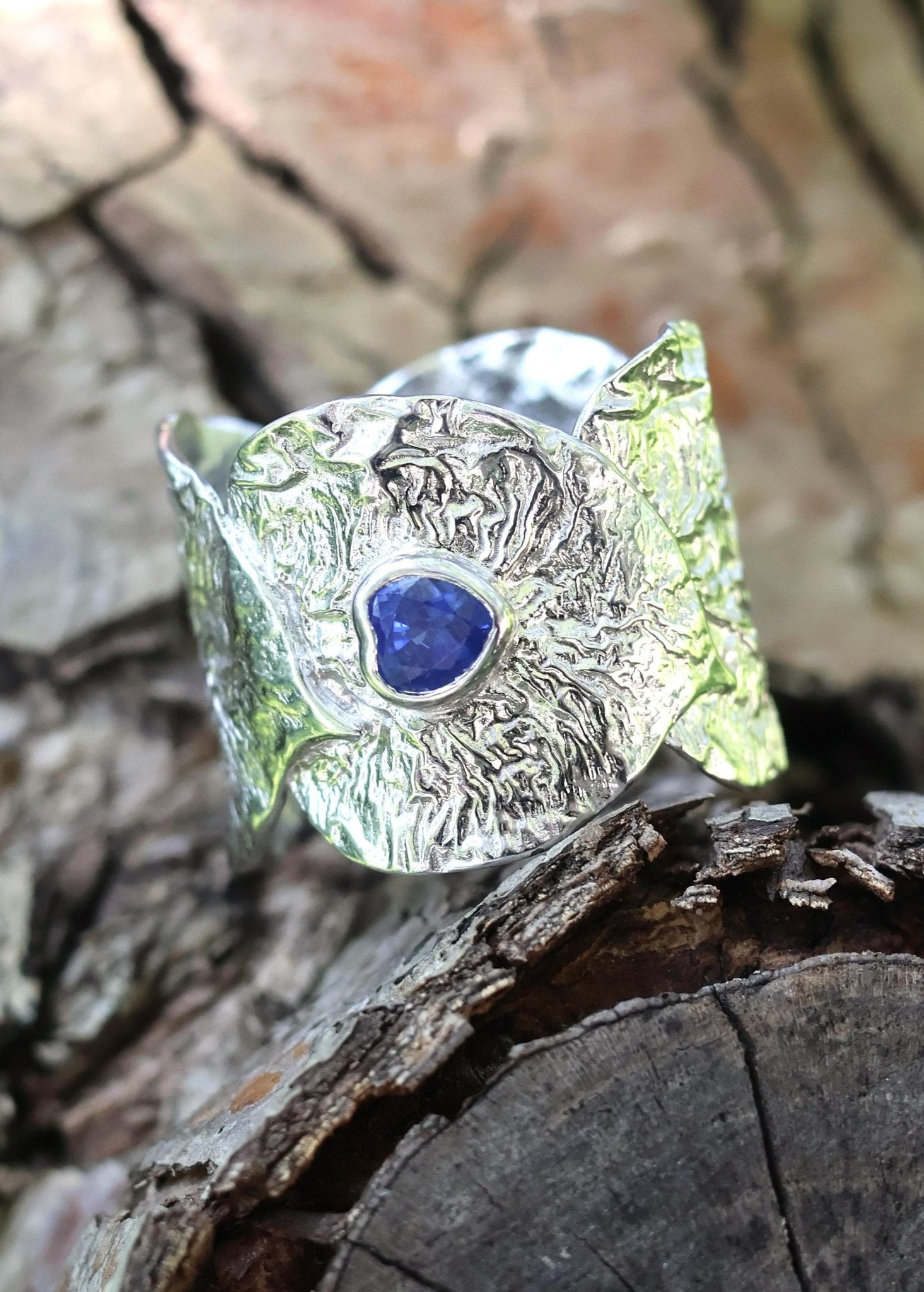 Elm Shadow Dance Series - BYRDSTRÖM – BYRDSTRÖM JEWELRY